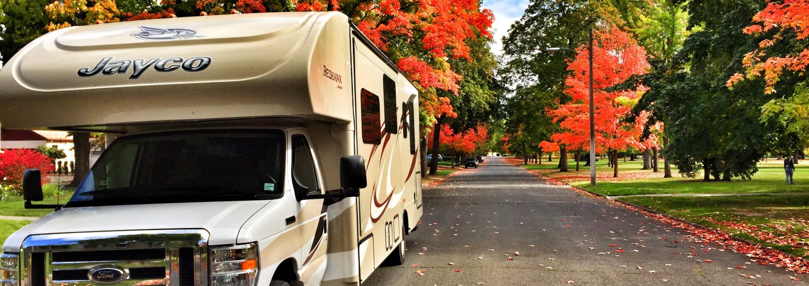 C-XLarge Motorhome | Camperhuur Fraserway Canada - 333travel