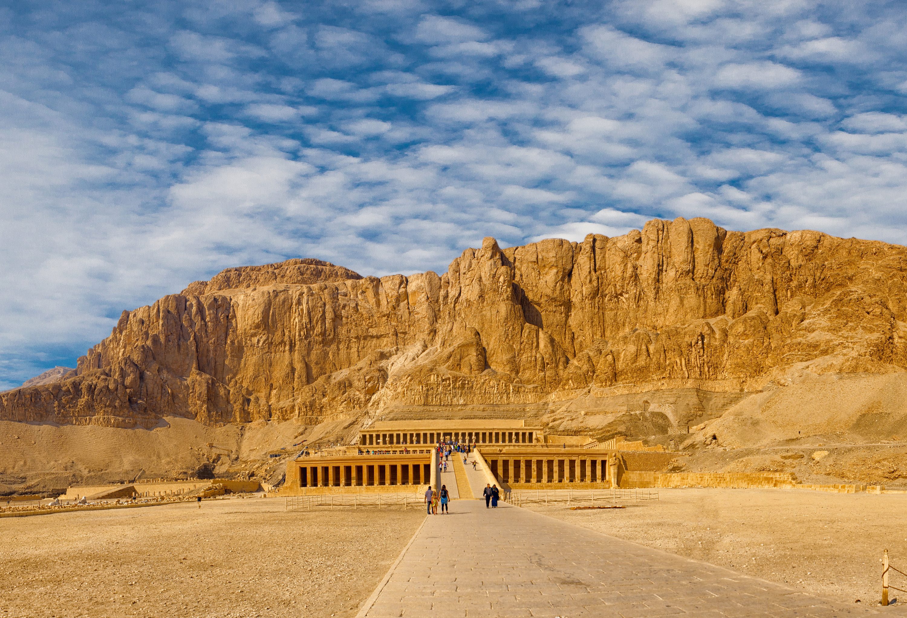 Rijkdom van het oude Thebe (west- en oostoever) | dagexcursie Luxor ...