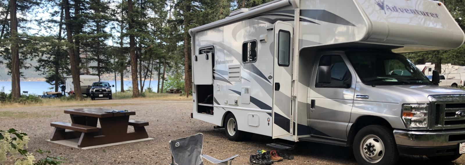 C-Large Motorhome | Camperhuur Four Seasons Canada - 333travel